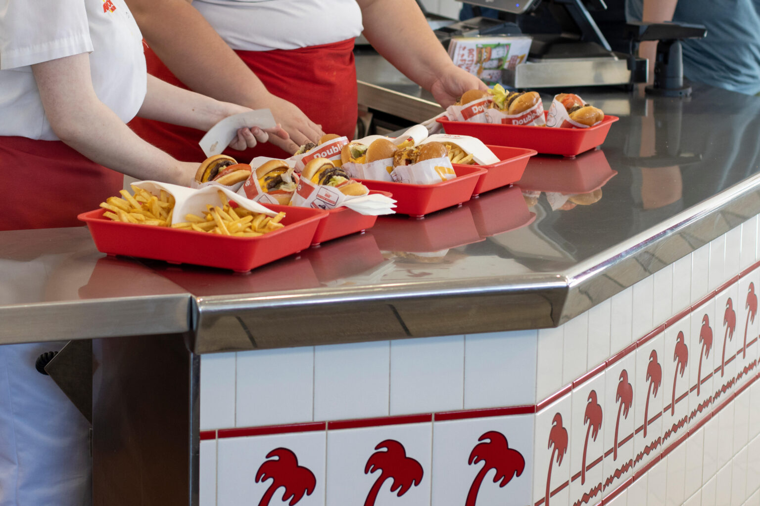 3 takeaways from In-N-Out Burger's work culture - SmartBrief
